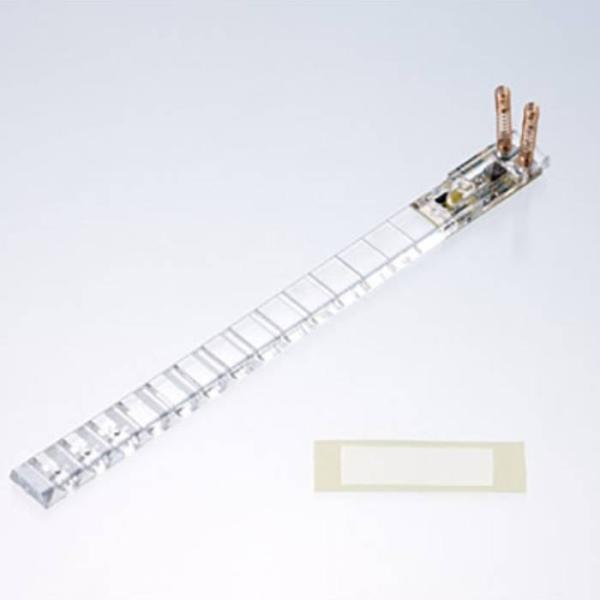 本製品は電球色LEDの採用で、実車同様の電球に近い発色がお楽しみいただけます。また、消費電力は約25mA(1本あたり)と少なく長編成にも対応しています。従来のLA・LBタイプに対応しています。●電球色発色。●現行室内灯LAタイプのサイズと同...