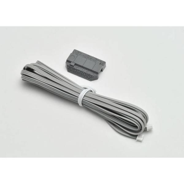 大型レイアウトで、各TCSセンサーに付属のコードだけでは長さが足りない場合に使用します。 ●センサー各種に使用できるセンサーコードの延長用。踏切などの本体からセンサー本体を結ぶコードは、製品付属のもので1.2mあるが、この長さでは足りない場...