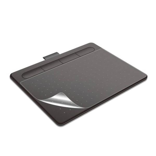 ワコムペンタブレット Intuos 2018年モデル Small ベーシック/ワイヤレスの操作面を傷や汚れから守る、指紋防止ペーパーライク反射防止タイプの保護フィルムです。時間の経過とともに気泡が目立たなくなる特殊吸着層を採用したエアレスタ...