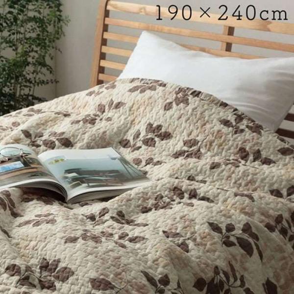 マルチカバー。カラーは、ベージュ（4550317106705：4973739）、グリーン（4550317106729：4973789）、です。生地には天然素材の綿を100％使用し、肌に優しいマルチカバーです。水洗い加工を施しているため、ふん...