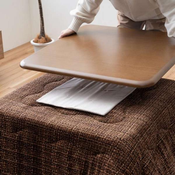 滑り止めシートなので、こたつ天板の下や、椅子のシートクッションの下におすすめです！両面シリコン素材で安心＆衛生で、ズレるこたつ天板などを止めてくれます。