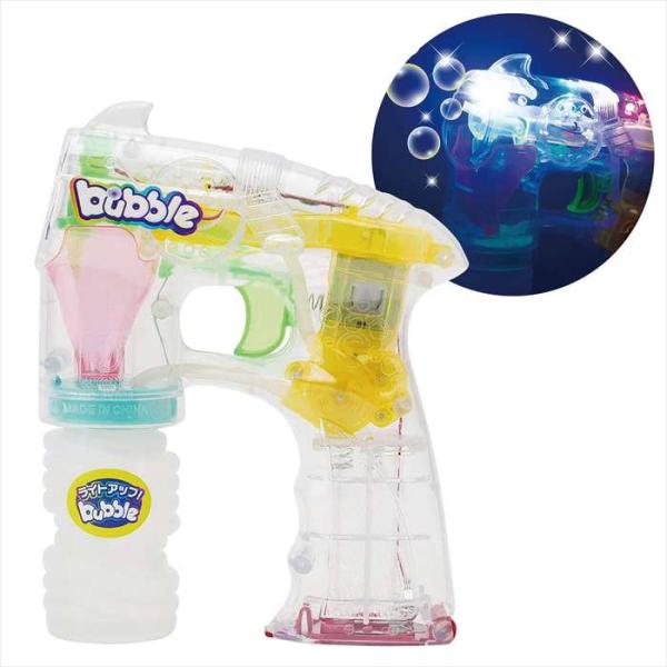LEDライトでシャボン玉がきらめくクリアタイプのバブルガンです。LEDライトの輝きとともに、シャボン玉が幻想的に舞います。50mlのシャボン液付きで、すぐに遊べます。屋外イベントや夜の遊びにもぴったりです。【対象年齢】6歳以上。