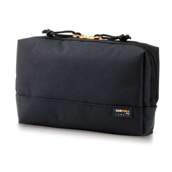 ■CORDURA(R)1000Dナイロンを使用し、摩耗、引き裂き、すり切れに強く、十分な耐久性と美しい風合いを兼ね備えたCORDURA(R)ガジェットポーチです。  ■ACアダプタやマウスなどの大きいガジェットも収納できるゆったりサイズです...