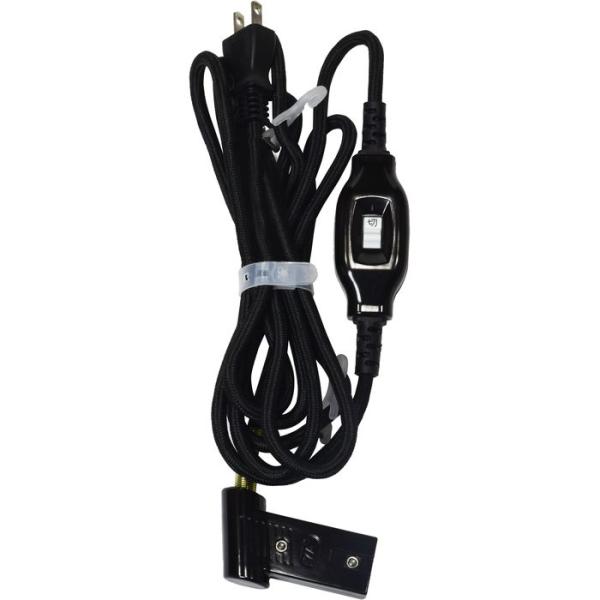 コードが抜けにくく収まりが良いL 字タイプ。