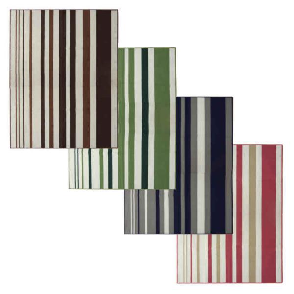 学習机のデスクカーペットとしても使用可能なルームマットです。カラーバリエーションは、ブラウン（JAN：4956642634614/型番：4723539）、グリーン（JAN：4956642634638/型番：4723639）、ネイビー（JAN...