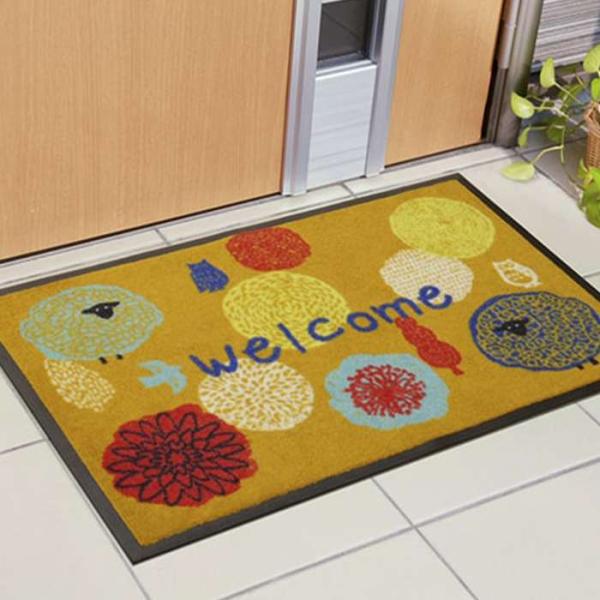 外用玄関マットです。靴の泥などを落としてくれます。汚れたら水で洗い流せます。玄関をおしゃれに彩ってくれる商品です。