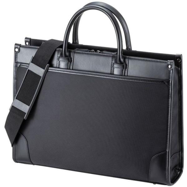 シンプルなデザインでビジネスや就活にも対応したPCバッグ。