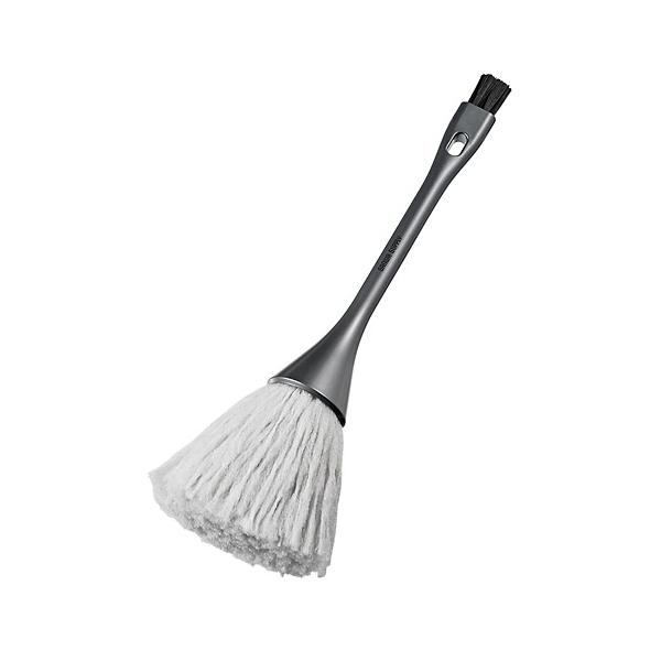 導電性繊維入りの除電ブラシがホコリと同時に静電気も除去し、ホコリをつきにくくします。※ブラシに付着したホコリは、ゴミ箱の上で払い落としてください。汚れたら軽く手洗いしてください。※ブラシの中の細かい黒い繊維は導電性繊維です。キーボードのすき...