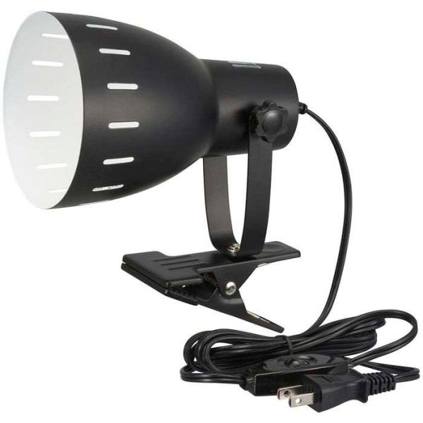 電球はお好みの光源色でご使用できます。口金E26、白熱電球60W以下、LED電球10W以下の電球に対応。中間スイッチ付き。光の向きが自由に変えられます。強力クリップで簡単に固定できます。本体カラーはブラック。