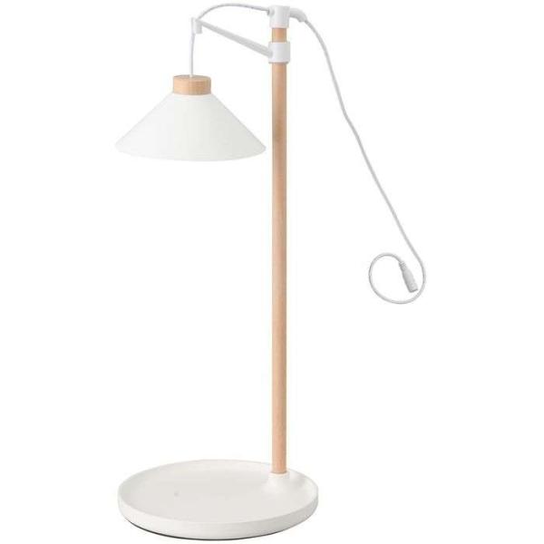 植物の光合成に必要な波長の光を放出するライト。太陽光に近い波長で室内でも植物育成ができます。お部屋に馴染む白色の光。平均演色評価数 Ra95。16時間点灯/8時間消灯を繰り返す、オートタイマー機能付き。設置高さ約30cmまで対応。