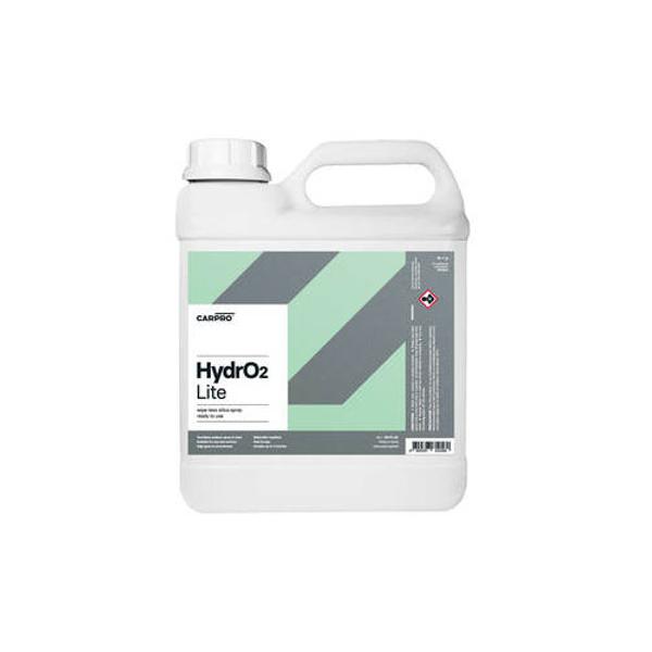 CARPRO Hydro2 Lite 4000ml（シリカ系簡易撥水保護剤）Hydro2 Liteはシリカを主成分とした簡易コーティング剤で、洗車後の拭き上げ時にスプレーするだけで水だけでの撥水効果を発揮し、さらに保護膜や艶感の向上をサポー...