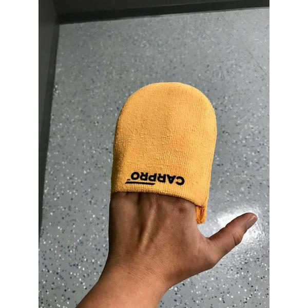 マイクロファイバーアプリケーターは、短時間で効果的にコーティングを施工するために開発されたプロダクトです。ほつれがなく、毛羽落ちしない素材によって構成されており、塗り筋も防ぎながらの施工を可能にします。人工科学に基づいた設計となっており、施...