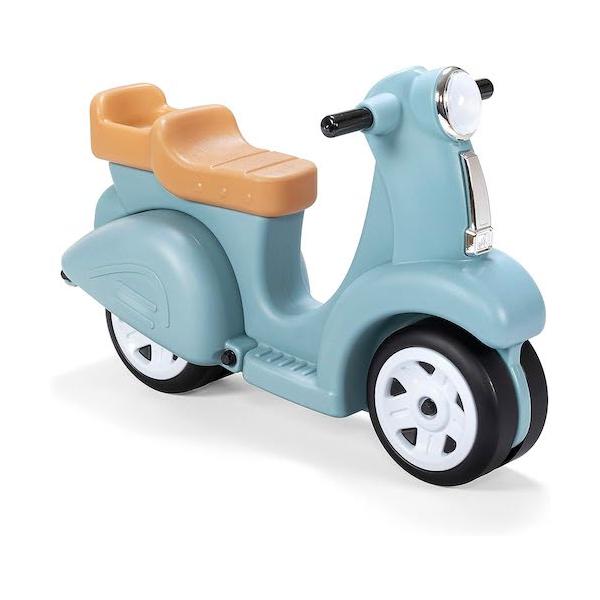 プレゼントにも最適！ヴィンテージデザインが可愛い足けりタイプのスクーターです。・安定性を高めるための4つの車輪と固定ハンドルバー。バランスの練習にも最適です。・屋内、屋外で遊べるので一年中楽しめます。・ヴィンテージスクーターを思わせるすっき...