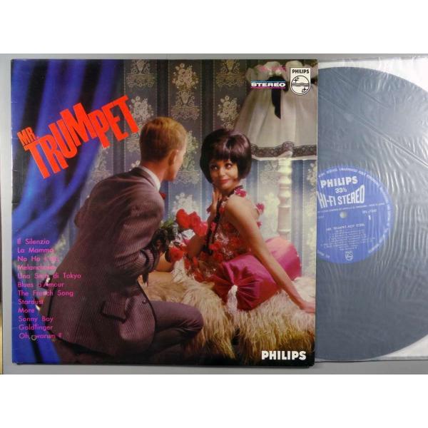 【レーベル】日本ビクター【企画番号】SFL-7240【定価(税抜)】1800【帯】なし【ジャケ】良（E）／見開きペラジャケ左下にパンチ穴、軽シミ点少【歌詞カード等】---軽シミ点、（見開きジャケ内側に記載）【盤】良（E）／光沢（良）、軽チリ...