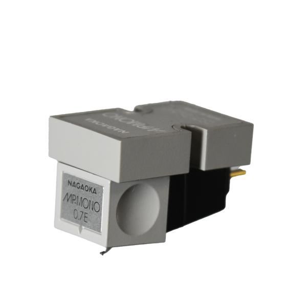 ※ヘッドシェルは付属しません。現在発売されている多くのモノラルカートリッジは現代のレコードカッティングに合わせ針先サイズ0.6〜0.7milのスタイラスチップが主流になっております。「MP-MONO」は0.7milのスタイラスチップを標準搭...