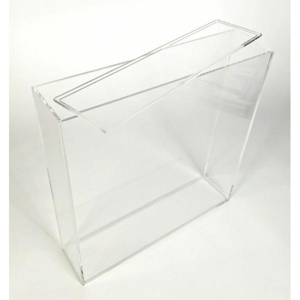 お好きなレコードジャケットを前面に収納し、レコードフレーム感覚のアクリルレコードケースです。フタが付属しています。サイズ(外寸):W330 × D80 × H335 (mm)収納枚数:LP約15枚アクリル厚:5mm重量:1,570g----...