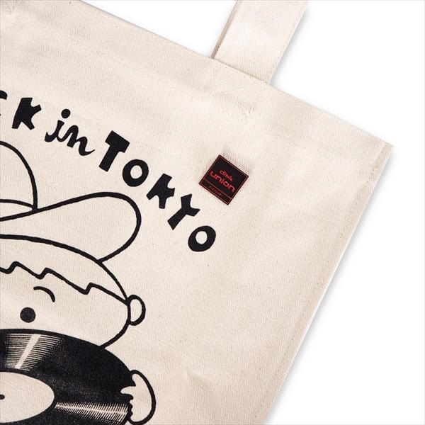 ディスクユニオンの四角ロゴピンズが新登場!ほどよい光沢感がある仕上がりで、さりげなく音楽好きをアピールできるアイテムです。お気に入りのバッグや小物のワンポイントにいかがでしょうか。ちょっとしたギフトにもオススメです。※画像のトートバッグは付...