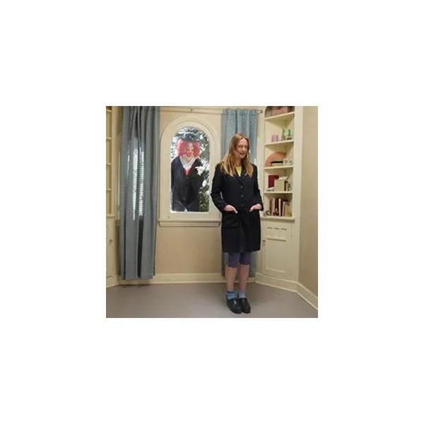 【発売日：2026年03月06日】種別:CD 【輸入盤】 洋楽ポップス 発売日:2026/03/06 登録日:2026/02/13 オードリー・ホーベット フーズ・ザ・クラウン? 内容:1. I Like To Touch People2....