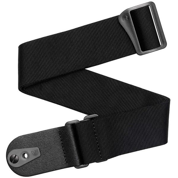 パッドロックストラップは、独自のアレンジを加えてストラップにラバーパーツを取り付けています。ストラップを装着し、ゴム製のタブをエンドピンに引っ掛けるだけで利便性と安全性を得ることが可能です。幅：50mm　長さ：約 89cm〜144cm