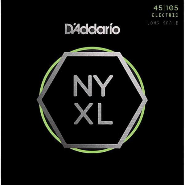 D'Addario独自の高炭素カーボン「NY STEEL 」を芯弦に採用し、既存のベース弦よりさらに広いダイナミックレンジとサステインを持った弦に仕上がっています。全てのプレースタイルに応えられるよう精密にデザインされており、ディープで力強...