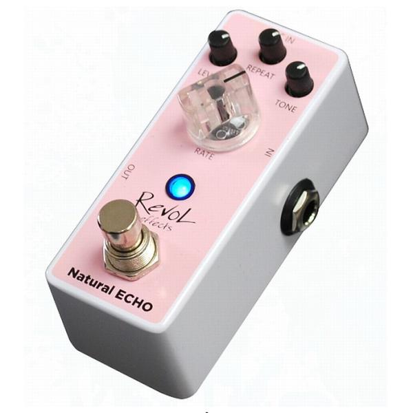 RevoL Natural ECHO EEC-01 は、カラオケ機器などでよく用いられるエコーエフェクトをギターで簡単に再現できます。RATEノブでエフェクトタイムを調整し、REPEAT及びTONEノブで音色の細かな調整が可能です。※電池は...