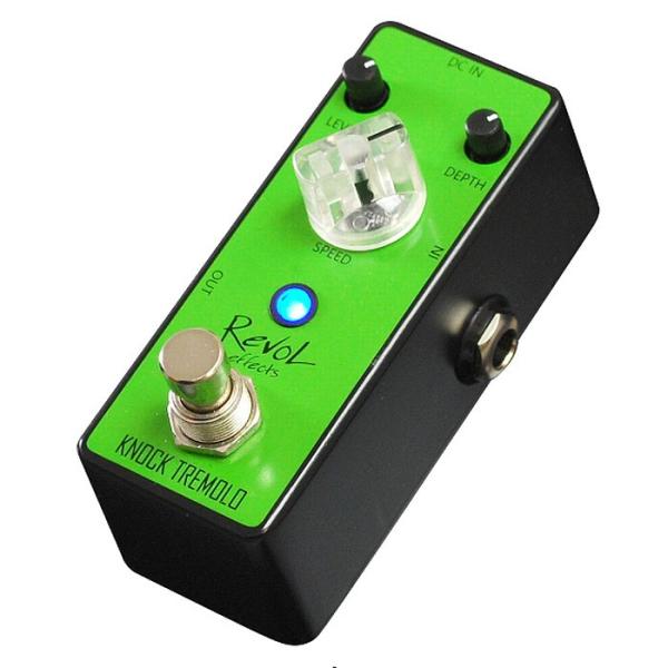 RevoL KNOCK TREMOLO ETR-01は、ボリュームの増減を周期的にコントロールするモジュレーションエフェクトです。なめらかなトレモロサウンドから、テクノサウンドのようなスピーディーな音の波をSPEEDノブとDEPTHノブで作...