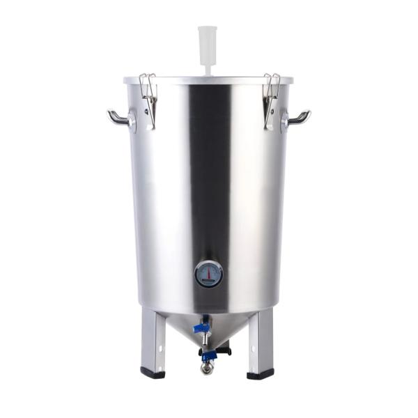 0.8mm厚の高品質304ステンレス製発酵タンクです。温度計、空気弁、下部排出弁二カ所を備えた30Lタンクになります。ホームブルワリー、小規模醸造に最適です。本体サイズ：直径36.5cm 高さ84cm重量：15kg新品未使用です。＊検品のた...