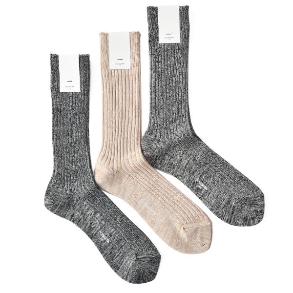 ブランド:NASSOW (ナッソー)品番:1231102カラー:00 BLACK / 03 IVORY / 62 NAVYサイズ:ONE(25-27cm)素材:綿・ナイロン・レーヨンソックス5点までのご注文はメール便（ネコポス）配送とさせて...