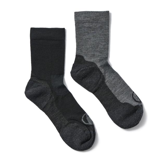 ブランド:TILAK POUTNIK  (ティラック ポートニック)品番:POUTNIK Socks Midカラー:BLACK / GRAYサイズ:39-41 / 42-44 素材:毛45% ナイロン51% ポリウレタン4%当店が取り扱いし...