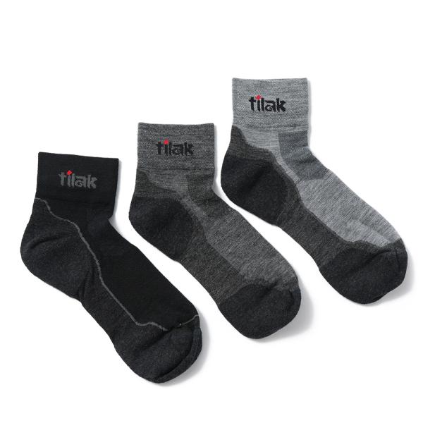 ブランド:TILAK  (ティラック)品番:Tilak Socks Midカラー:BLACK / GRAY / LIGHT GRAYサイズ:39-41 / 42-44 素材:毛45% ナイロン51% ポリウレタン4%当店が取り扱いしている商...