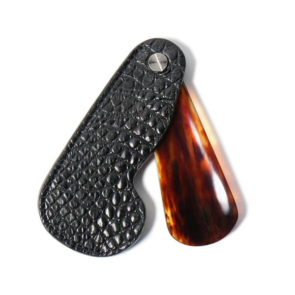 ブランド:THE SOLE (ザソール)品番:TSKB-CRカラー:BLACKサイズ:FREE素材:本鼈甲・クロコダイル当店が取り扱いしている商品はすべて国内正規品です。