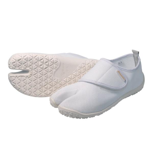 ビブラム ゆび助 - YUBISUKE 18K0101自社ブランドの子供靴“ゆび助”新発売！「我が子に履かせたい靴がない」という母の切実な想いからこの靴が誕生しました。「なるべく裸足で育てたいけど、靴も必要だし・・」というお父さん、お母さん...