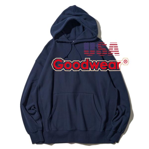 アメリカコットンを使用したGoodwearの肉厚12オンスのプルオーバーパーカーです。肉厚な12オンスの縫製強度の高いタフなボディは着用回数を重ねるほどに体に馴染み、雰囲気が増していくコストパフォーマンス抜群のパーカーです。「Goodwea...