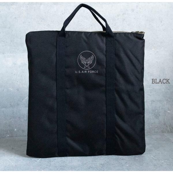 IPFU（Improved Physical Fitness Uniform）1950年代に誕生したUSエアフォースのヘルメットバッグの1stモデルの復刻版です。1950年代よりフライトジャケットと同色のヘルメットバッグが採用されました。以...