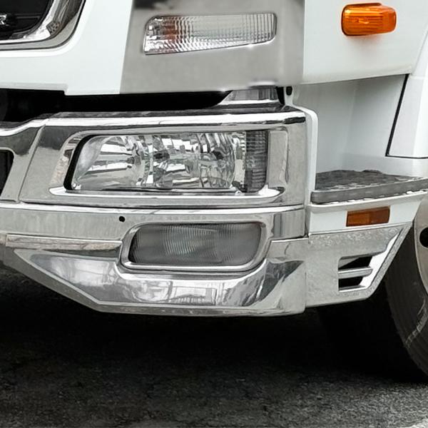 【商品詳細】　　・メーカー名:OREZ　　・商品名:ベストワン ファイター メッキ リップスポイラー サイドステップカバー　　・メーカー品番:ft-017　　・商品内容:ベストワン ファイター メッキ リップスポイラー 左右セット　　　　　...