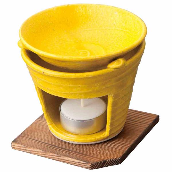 器族倶楽部は土の香りあふれるインテリア小物やうつわを集めたシリーズです。陶器の優しさが好きな方はぜひどうぞ♪茶香炉でお茶の香りが部屋中に香れば癒やしの空間のできあがり。サイズ: 直径9.5×高さ10cm生産:日本手造りローソク・板付※必ずお...