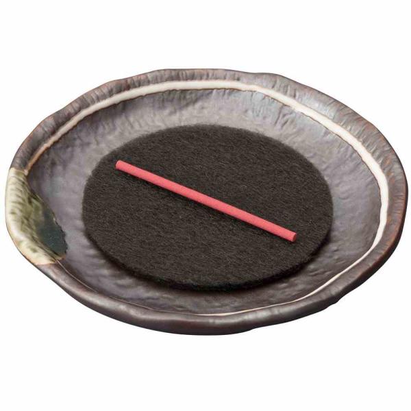 器族倶楽部は土の香りあふれるインテリア小物やうつわを集めたシリーズです。陶器の優しさが好きな方はぜひどうぞ♪お気に入りの香りでリラックスタイムサイズ: 直径11.4×高さ2cm生産:日本マット付 ※必ずお読みください※こちらの商品は取り寄せ...