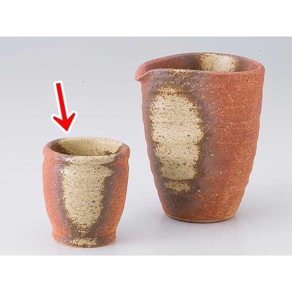 当店と同じ地元の卸商社から直接仕入れる和の器。料理屋さんや旅館、居酒屋などで使用されている本格的なプロ用食器を、ご家庭に格安価格でご提供いたします。季節の器、彩りの器で、食卓をもっとすてきに。〜酒器〜シンプルでモダンなものから、純和風の伝統...