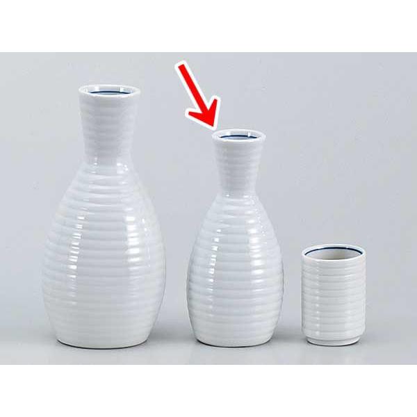 当店と同じ地元の卸商社から直接仕入れる和の器。料理屋さんや旅館、居酒屋などで使用されている本格的なプロ用食器を、ご家庭に格安価格でご提供いたします。季節の器、彩りの器で、食卓をもっとすてきに。〜酒器〜シンプルでモダンなものから、純和風の伝統...