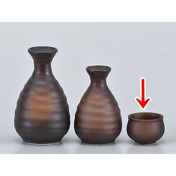 当店と同じ地元の卸商社から直接仕入れる和の器。料理屋さんや旅館、居酒屋などで使用されている本格的なプロ用食器を、ご家庭に格安価格でご提供いたします。季節の器、彩りの器で、食卓をもっとすてきに。〜酒器〜シンプルでモダンなものから、純和風の伝統...