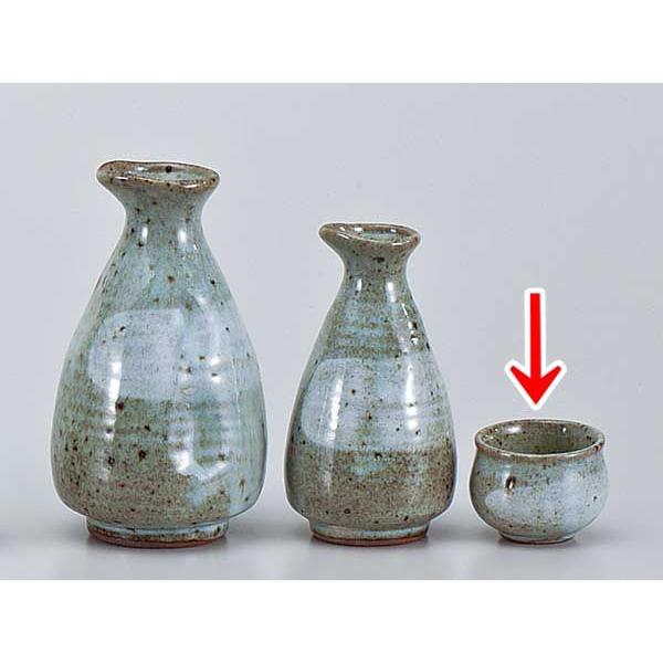 当店と同じ地元の卸商社から直接仕入れる和の器。料理屋さんや旅館、居酒屋などで使用されている本格的なプロ用食器を、ご家庭に格安価格でご提供いたします。季節の器、彩りの器で、食卓をもっとすてきに。〜酒器〜シンプルでモダンなものから、純和風の伝統...