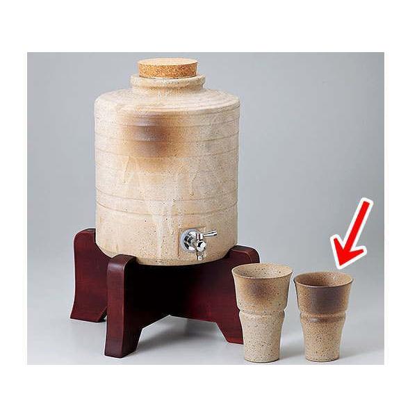 当店と同じ地元の卸商社から直接仕入れる和の器。料理屋さんや旅館、居酒屋などで使用されている本格的なプロ用食器を、ご家庭に格安価格でご提供いたします。季節の器、彩りの器で、食卓をもっとすてきに。〜酒器〜シンプルでモダンなものから、純和風の伝統...