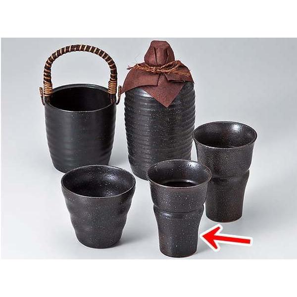 当店と同じ地元の卸商社から直接仕入れる和の器。料理屋さんや旅館、居酒屋などで使用されている本格的なプロ用食器を、ご家庭に格安価格でご提供いたします。季節の器、彩りの器で、食卓をもっとすてきに。〜酒器〜シンプルでモダンなものから、純和風の伝統...