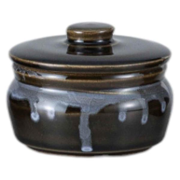 自家製の梅干しやキムチ、薬味などを小分けにして保存するのに便利な壺型の保存容器です。そのまま食卓に出せるデザイン性の高さが魅力。家庭用にはもちろん、ラーメン店さんなどの卓上漬物入れとしても人気の商品です。サイズ: 直径 8.4x高さ 6.7...