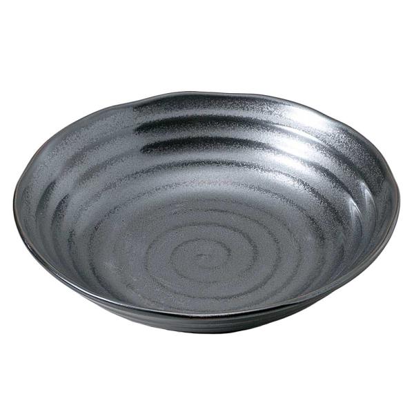 〜中鉢〜口の広がりや深さ、高台付きなど、様々な形状から用途に合わせてお選びください。サイズ: 直径16.5×高さ 4cm生産:日本製※ご注文に関する注意事項※陶器の性質上、窯の温度や湿度や釉薬のかかり具合によって色やサイズなど写真や記載とは...