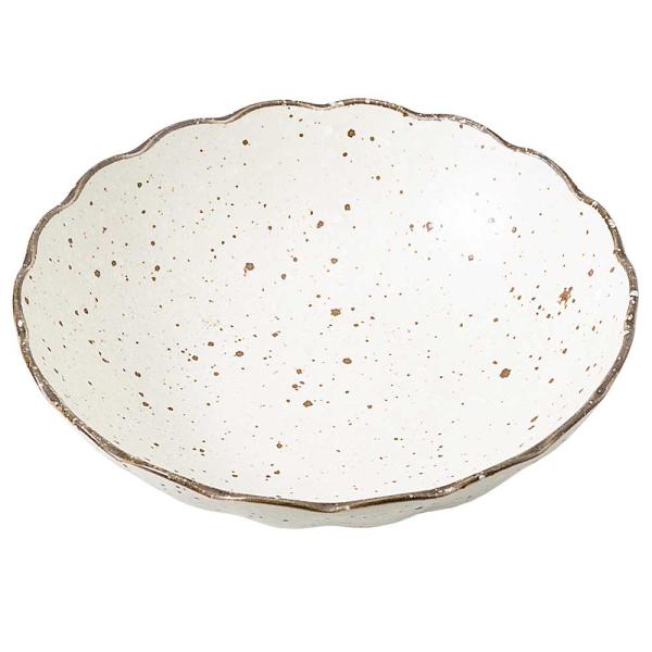 〜中鉢〜口の広がりや深さ、高台付きなど、様々な形状から用途に合わせてお選びください。サイズ: 直径16.9×高さ 4.9cm生産:日本製※ご注文に関する注意事項※陶器の性質上、窯の温度や湿度や釉薬のかかり具合によって色やサイズなど写真や記載...