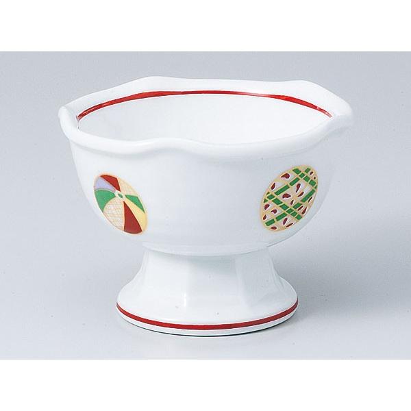 料理屋さんや旅館などで使用されている本格的なプロ用食器を、ご家庭に格安価格でご提供いたします。季節の器、彩りの器で、食卓をもっとすてきに。〜小付〜小付は小鉢よりもやや小さめのものをさしていいます。小鉢同様に小さいが故に、どんなシーンにも合う...