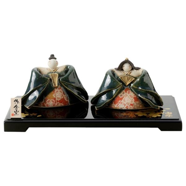 人形師さんが1つずつ手造りで作成した小さな陶器のひな人形です。優しさと暖かさを感じることができる人形師さんのひな人形は春の桃の節句にもぴったり。玄関や床の間など季節を感じるインテリアとして飾っても家中がほんわかした雰囲気になりますよ。サイズ...