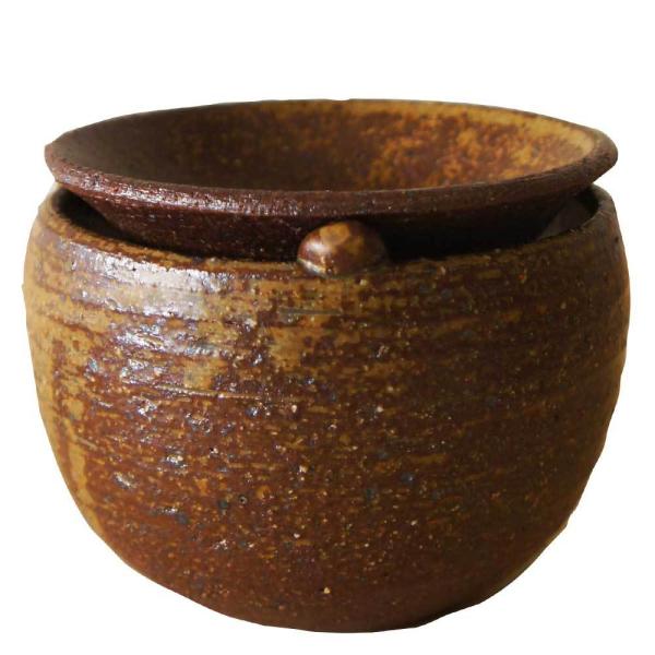 身近にお香のある生活、心が安らぎますよ。サイズ: 高さ8x直径10cm生産:日本製陶器※必ずお読みください※こちらの商品は取り寄せ品のためご購入後に在庫切れ・入荷遅延のお知らせをする場合がございます。その場合、お客さまには欠品を除いての発送...