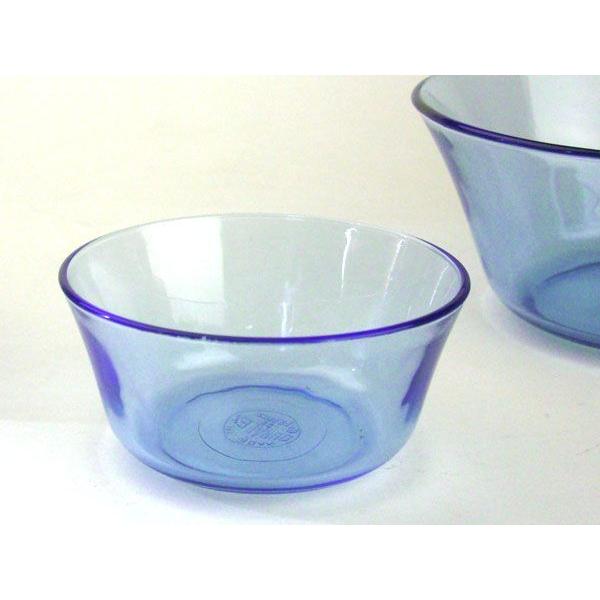 熱湯・レンジ・食洗器OKのデュラレックス(DURALEX)社のガラス製ボウルです。プリンやゼリーを作って、そのままおしゃれに食卓へ♪お手頃な大きさで、お揃いの17cmボウルと合わせれば、取り分け用としても便利にお使い頂けます。サイズ：口径1...